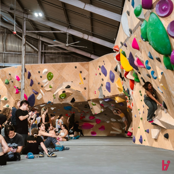 HiClimb | Pebble Climbing | Pebble Climbing